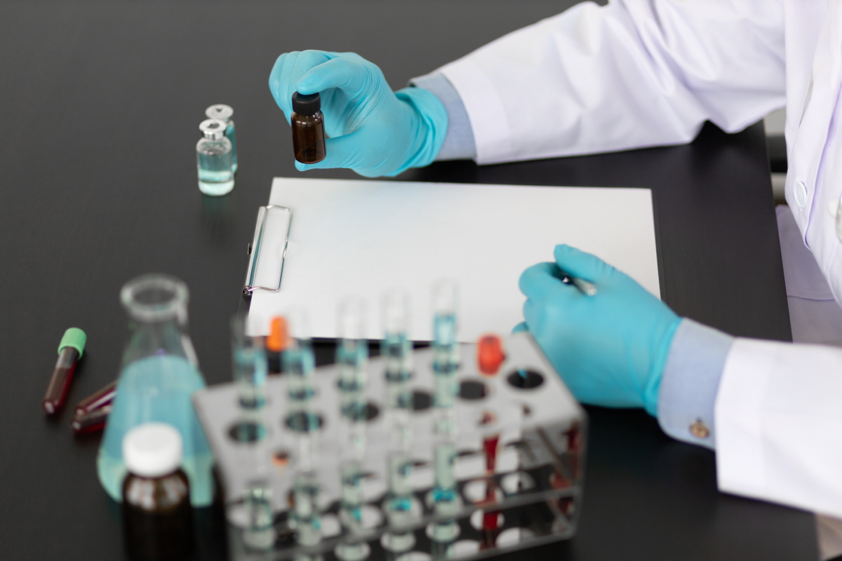 What Are Science Lab Tables Made Of? - LX Hausys