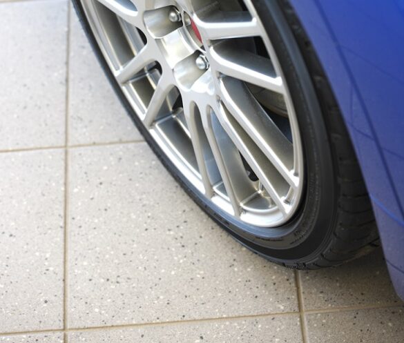 Is it Ideal to Choose Porcelain Tile for Garage Floors? - LX Hausys