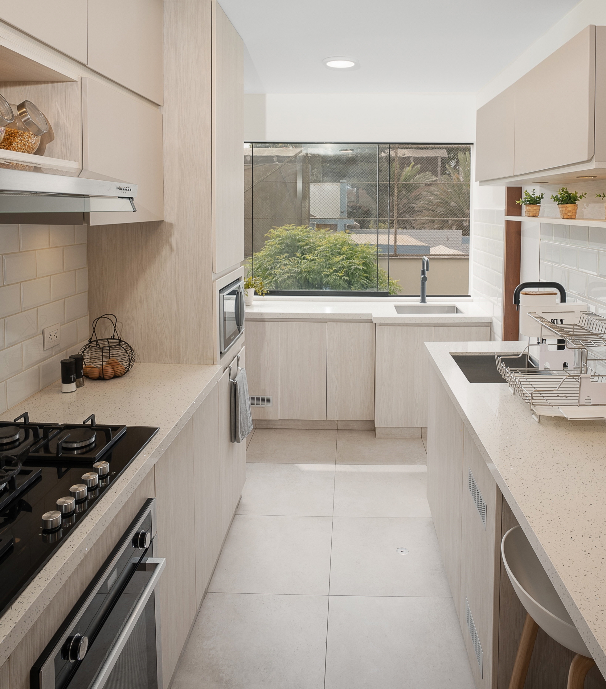 27 Small Kitchen Design Ideas on a Low Budget: Transforming Spaces ...