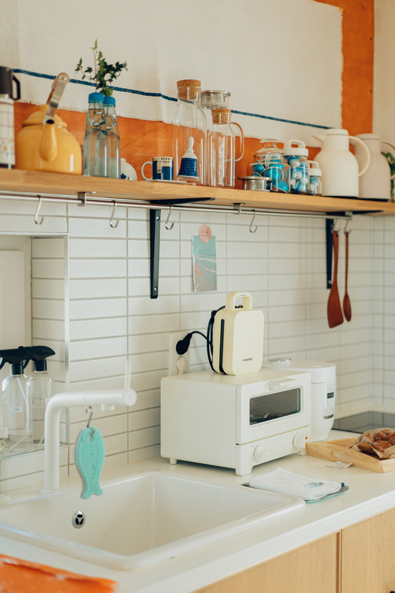 25 Small House Kitchen Design Ideas: How do I design - LX Hausys