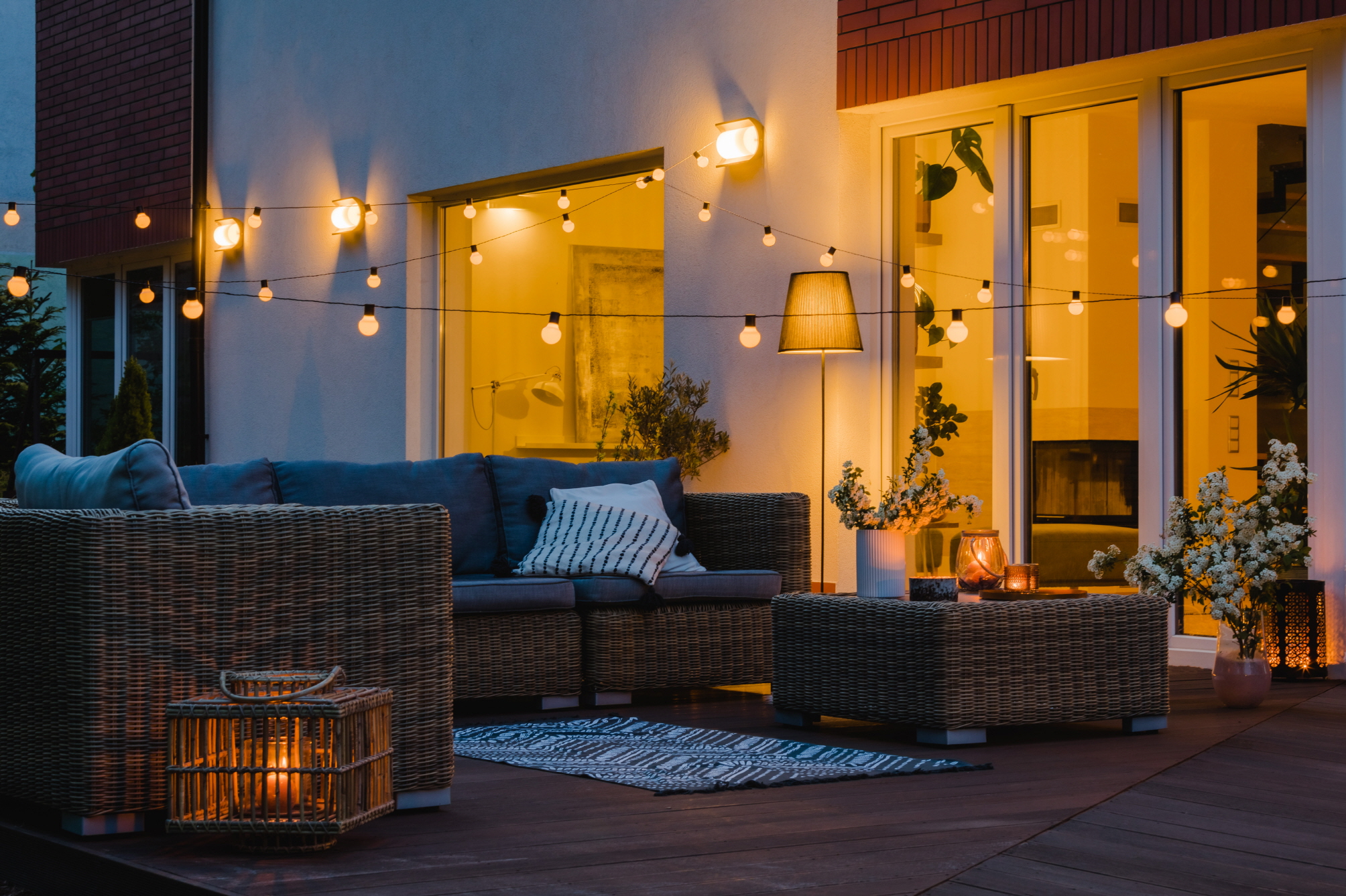 How Can I Upgrade My Outdoor Living Space? Top Tips and Ideas - LX Hausys